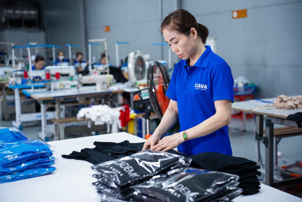 Quy trình sản xuất đồng phục 7 bước tại CAVA Uniform